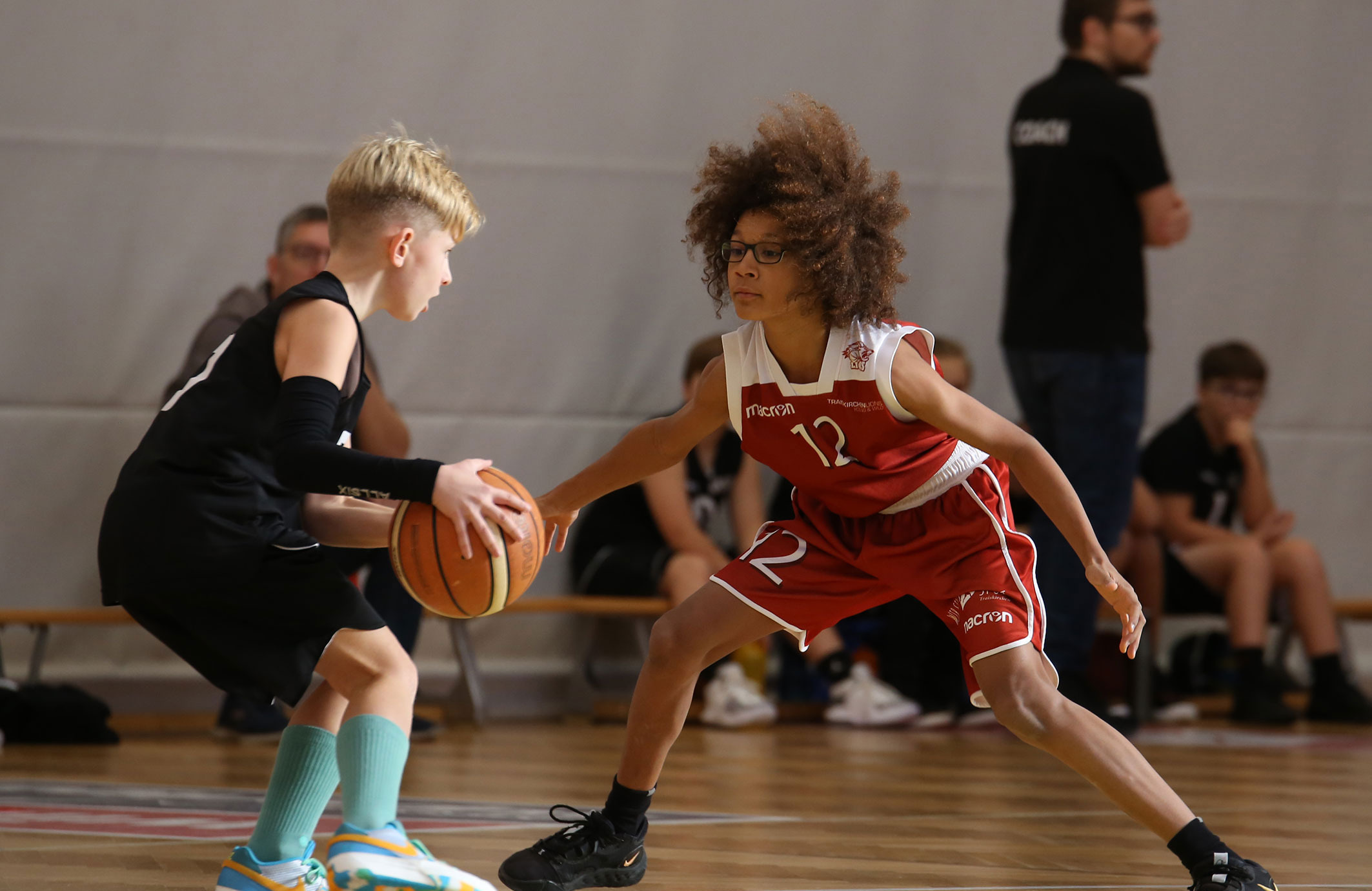 U12 Red absolviert 1. Meisterschaftsturnier der Saison im LIONS Dome ...